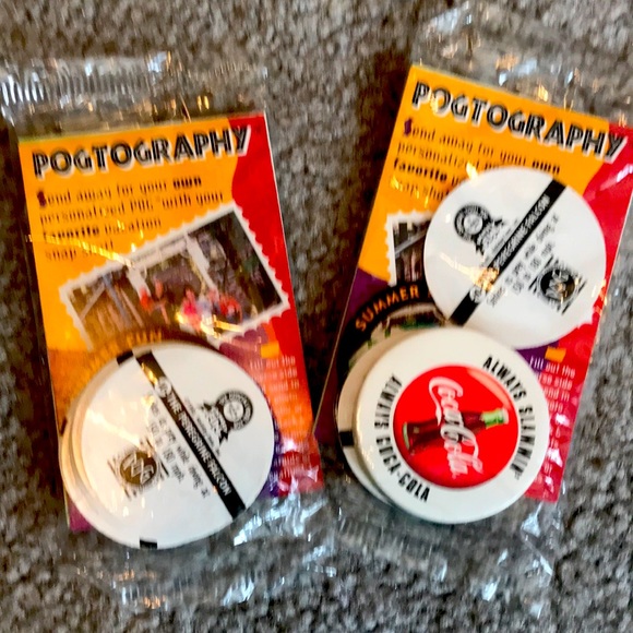 Toys | Vintage Holiday Inn Endangered Animal Pog Set | Poshmark